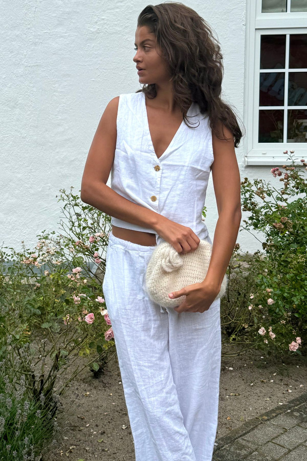 Elle Vest - White | Clean & Timeless Vest